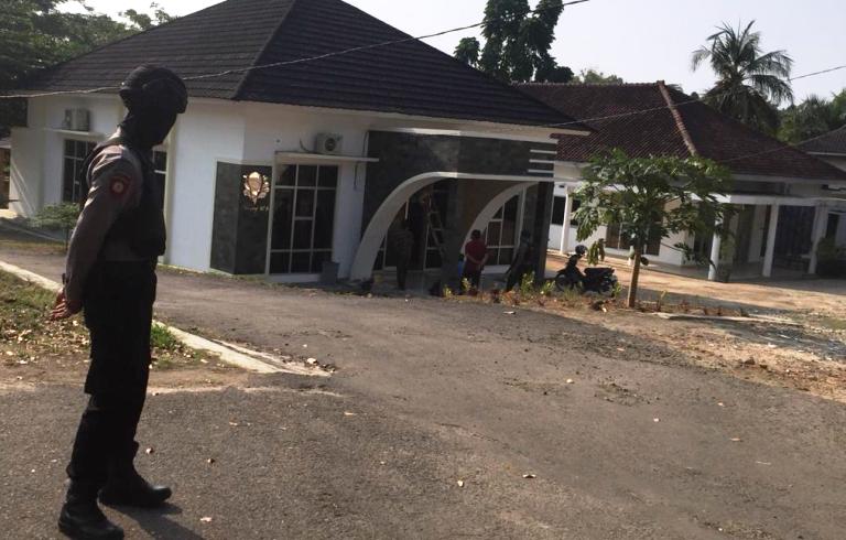 Kantor PUPR Lamsel Kembali Diperiksa KPK Kantor PUPR Lamsel Kembali Diperiksa KPK